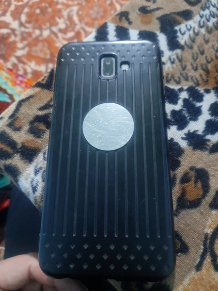 Samsung       J6+