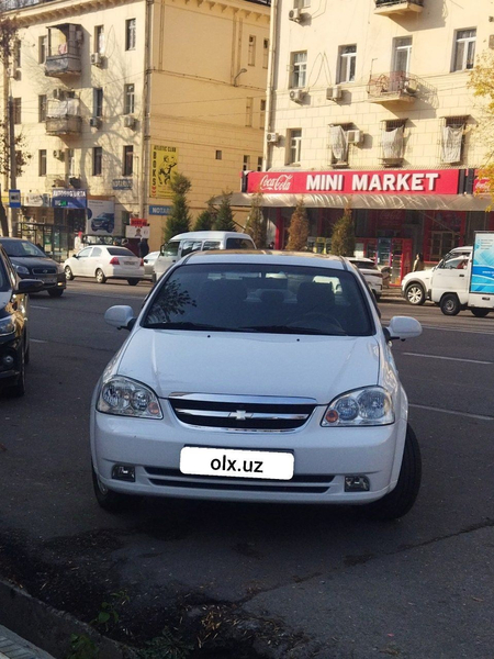 Продается Chevrolet Lacetti 2010