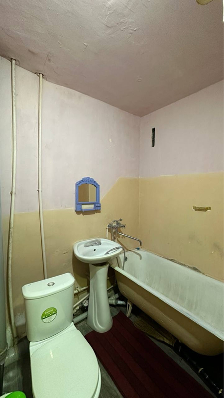 Продаю свою 1 ком. Квартиру на 1 этаже площадью 30 кв.м. В Микрорайоне