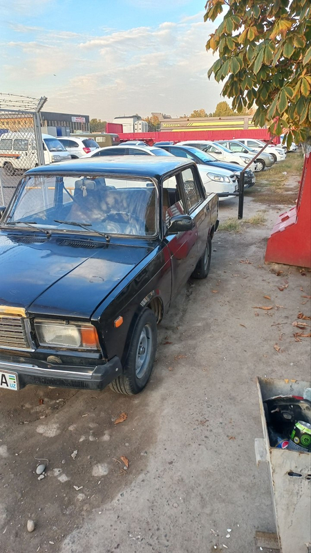 Srochna 2107 sotiladi