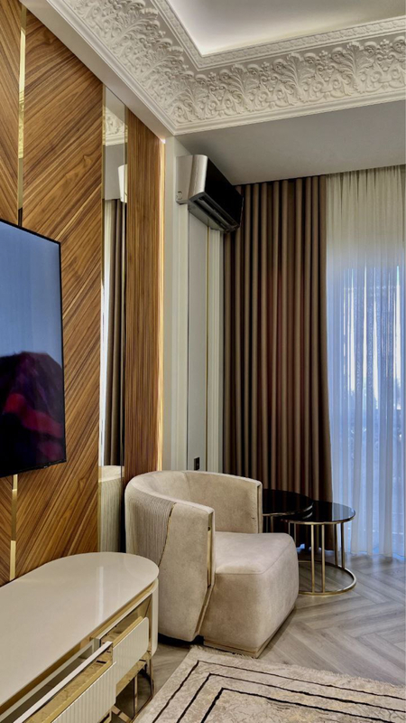 3-к. квартира, 142 м², 5/10 эт.