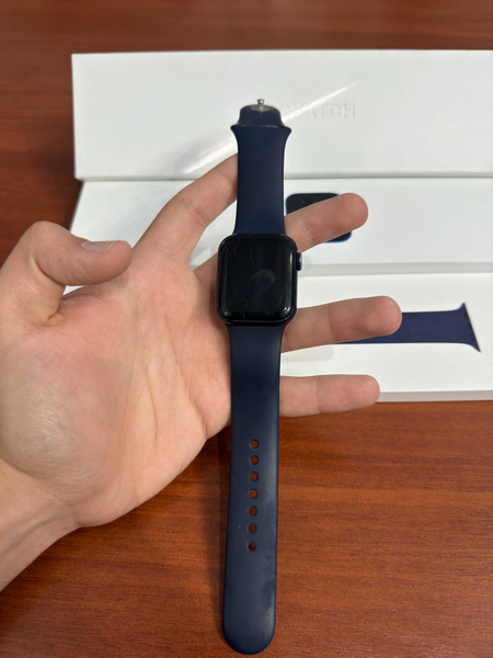 Продаю Apple Watch Series 6 40mm! Срочно