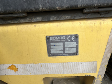 Вибро-каток BOMAG 135