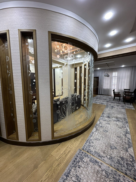 Садыка Азимова , Габус 5/6-7/7 244 м² евро