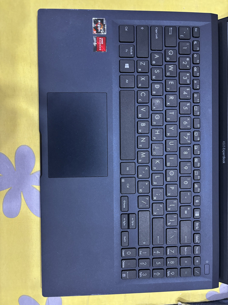 Ноутбук Asus Expertbook L1