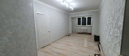 Квартира продается на Глинке ориентир 8 роддом есть балкон кирпич 42м2