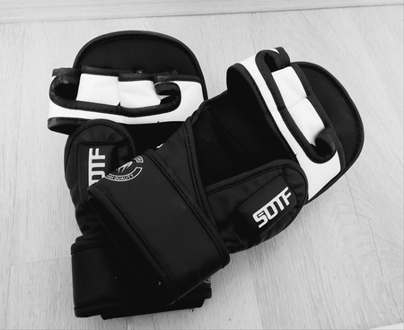 Perchatka mma hali ishlatilmagan bugun oganga arzon qberamiz
