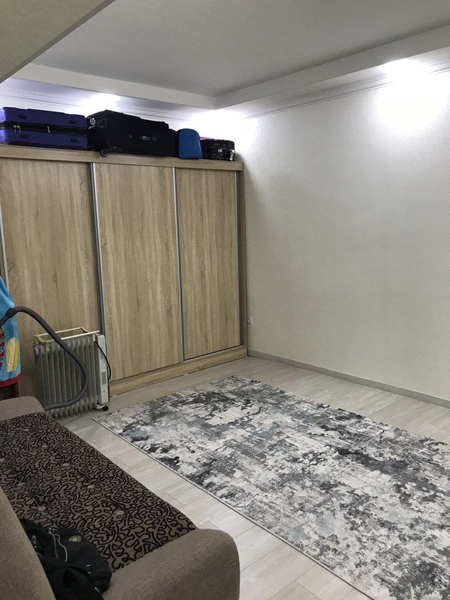 Срочно продаётся квартира #Шахристан 2/1/4 60м2