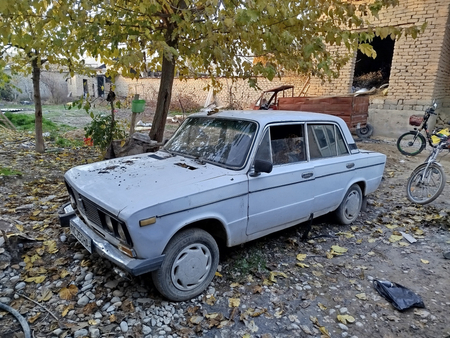 Vaz Lada 2106 sotiladi