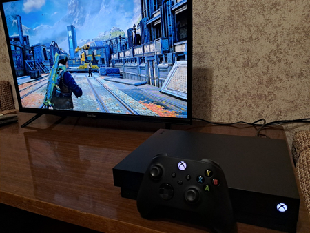 Продаётся XBOX ONE X 1TB