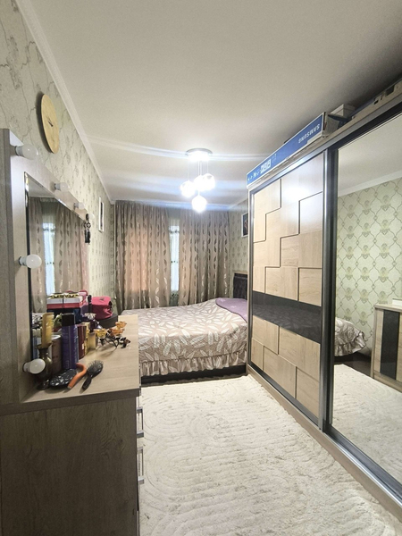 Продается Чиланзар 6 2комн 1этаж