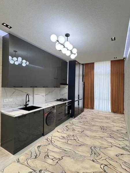 Яккасарай Успейте По супер цене Yakkasaroy City Mall 83м2; С ремонтом;