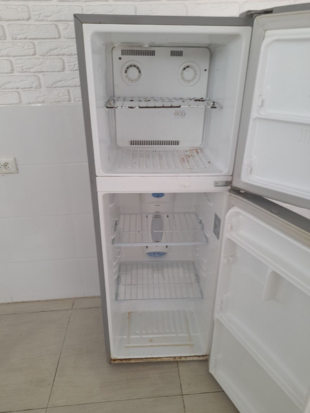 Холодильник СРОЧНО продается