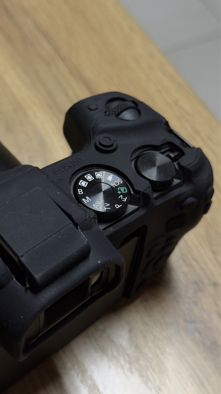 Срочно Canon eos rp