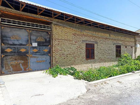 Uchastka sotiladi Sharq maxallasida