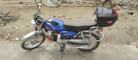 Irbis mototsikl sotiladi