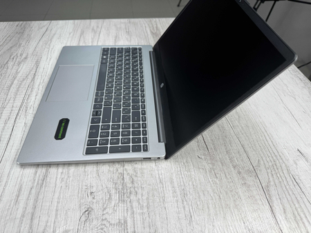 HP 250 G10 Noutbuk i5-1335U 8/512