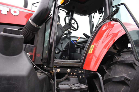 Traktor YTo  NLX 2404 Variantga