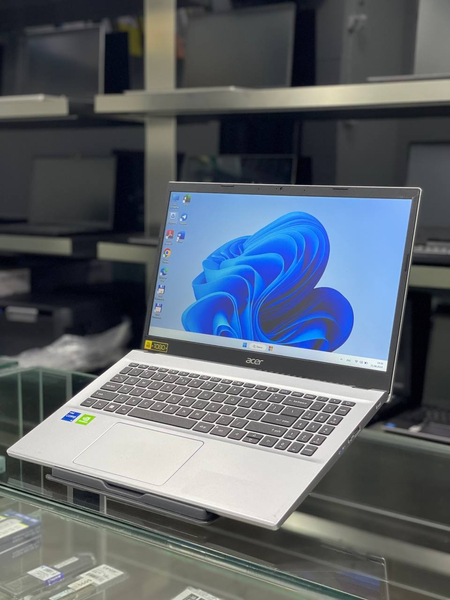 Acer aspire Core 5