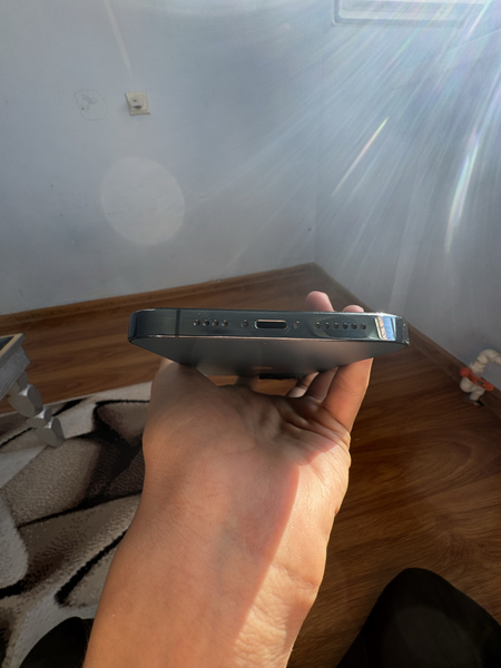Iphone 12 pro max karobka dokument bor