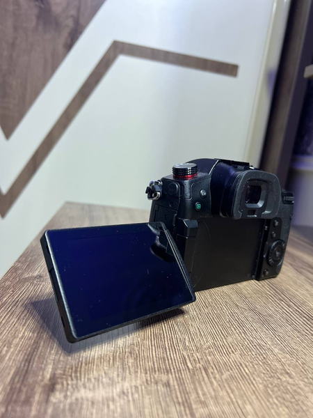 Panasonic Lumix GH5 lI + Panasonic 12-35mm f/2.8 |I