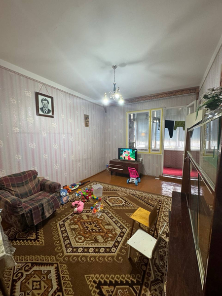 Продается квартира Чиланзар 15. 2/3/4 Балкон 1.5х3. Площадь 50м2