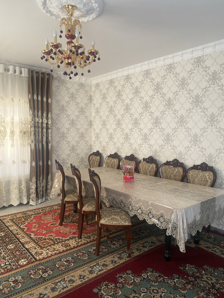 Hovli sotiladi , Продается участка