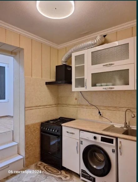 Ц13 1в2/4/4 продаю квартиру с техникой и мебелью…!