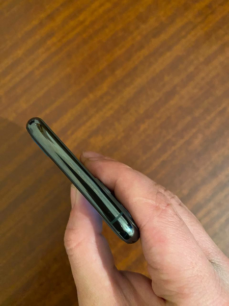 Iphone 11 pro batareya 100% xotirasi 256gb. Xolati ideal