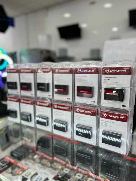 Transcend RDF8 Card Reader