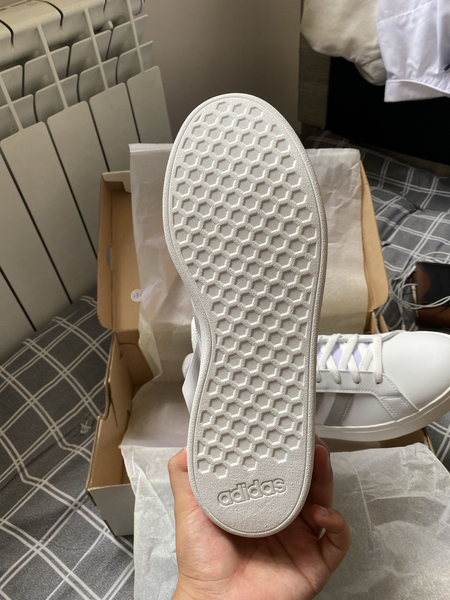 Новые кеды Adidas Grand Court Base 2.0, размер 42, оригинал