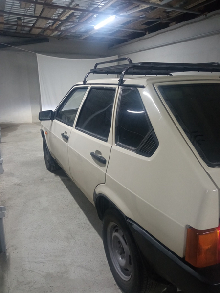 Lada 2109 ideal !