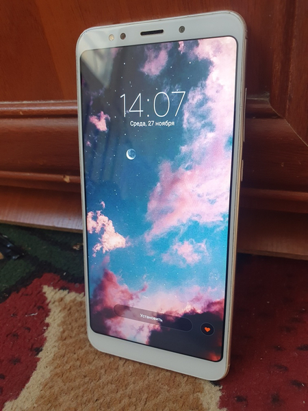 Redmi 5 plus  64 gb  ideal xolatda