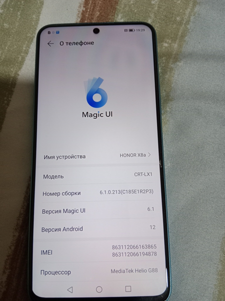 Продам телефон honor x8a 6/128