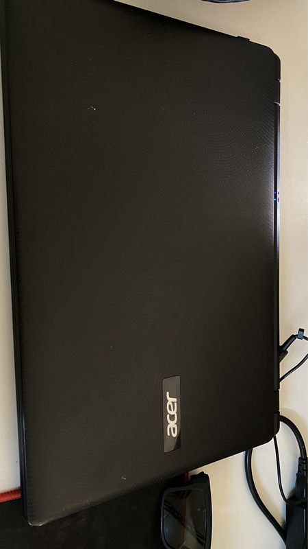 Notbuk Acer srochno