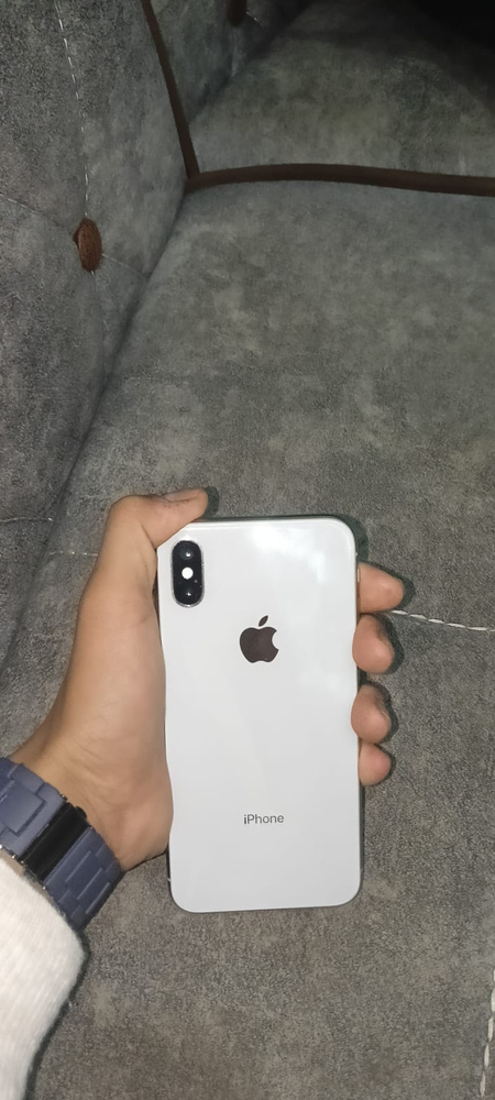 Iphone x Plata qo\\\'yish kerak srochna sotiladi