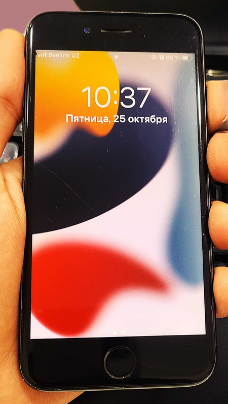 Iphone 7  sotiladi