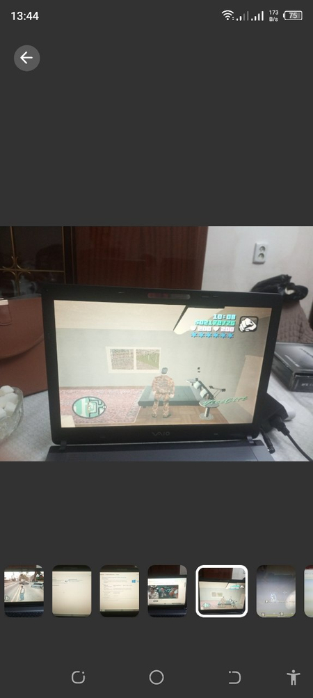 Soniy VGN-FE31ZR sotiladi