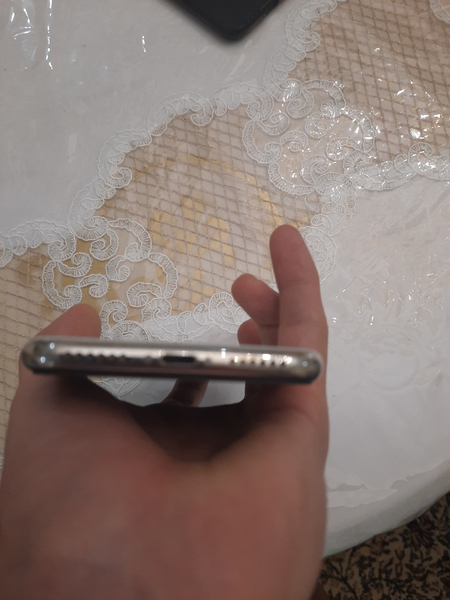 Iphone x rangi oq