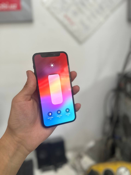 Iphone 12 mini.
