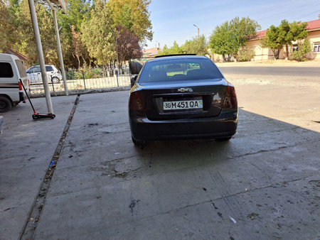 Продается Lacetti в хорошем состояние