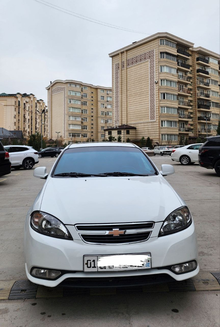 Сдам в аренду авто Chevrolet Gentra белый 2020 года