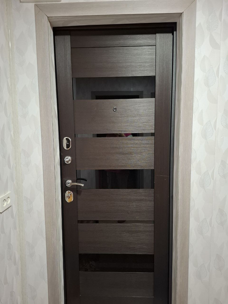 Срочно продается 3х комнатная квартира. 4й микрорайон (Нептун)