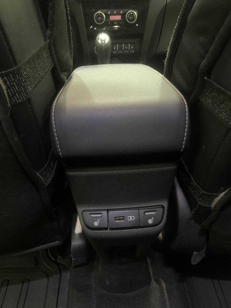 Lada Xray Cross LUXE prestige