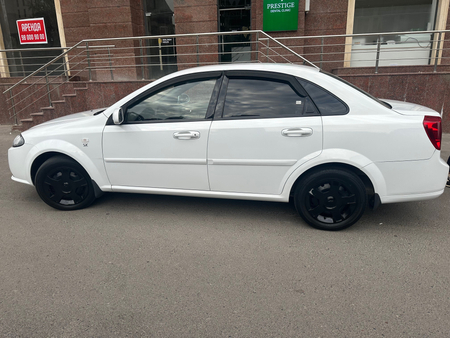 Продаю свою машину 2016/2017 года Lacetti азиатка