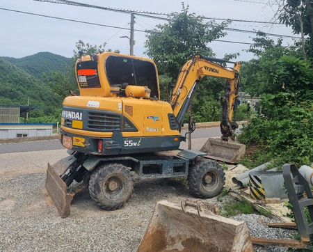 Excavator Hyundai R55wi
