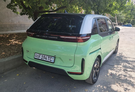 BYD D1 Sotiladi..