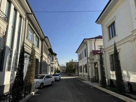 Продается Евро дом Ор-р: Шахристан 450м2