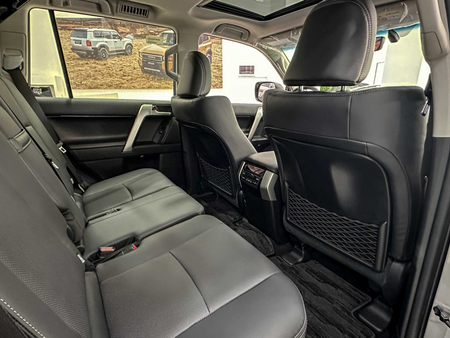 Toyota Land Cruiser Prado 2.7L 2023