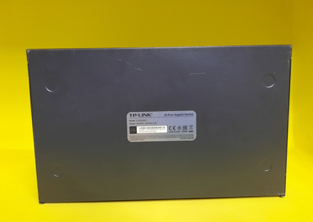 Коммутатор TP-Link 24 port gigabit